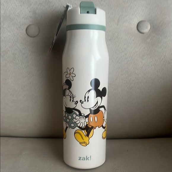 Disney | Dining | Nwt Zak Disney Water Bottle With Mickey And Minnie 2 ...